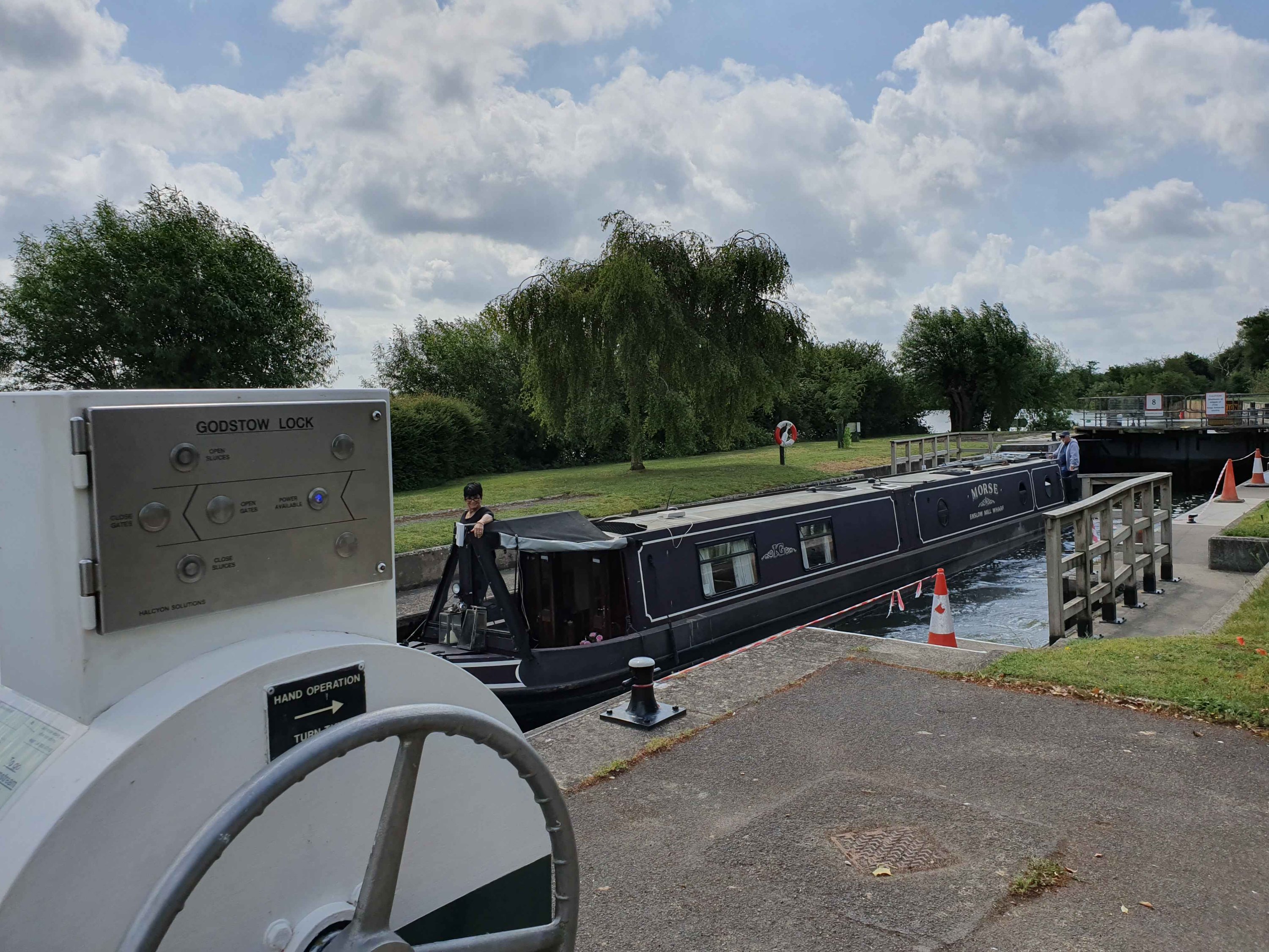 The joys of (narrow) boating – Just 2 the Horizon